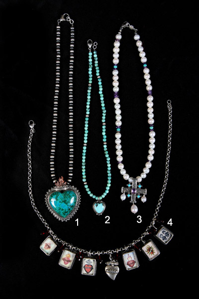 Wanda Lobito Necklaces Page 1
